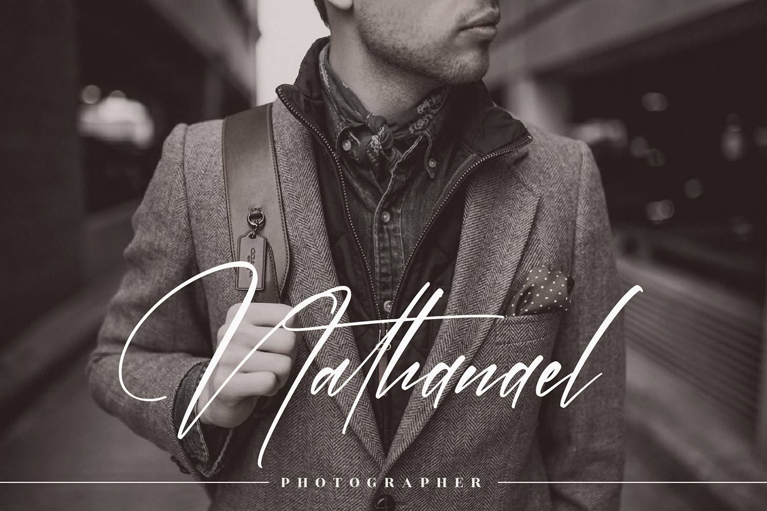 Thunderbold Signature Font Download for Free